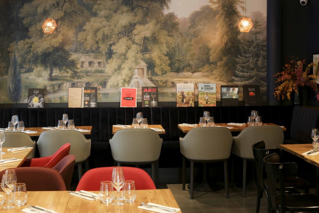 Le restaurant Le Louis XVI à Paris fait peau neuve • Les Nouvelles ...